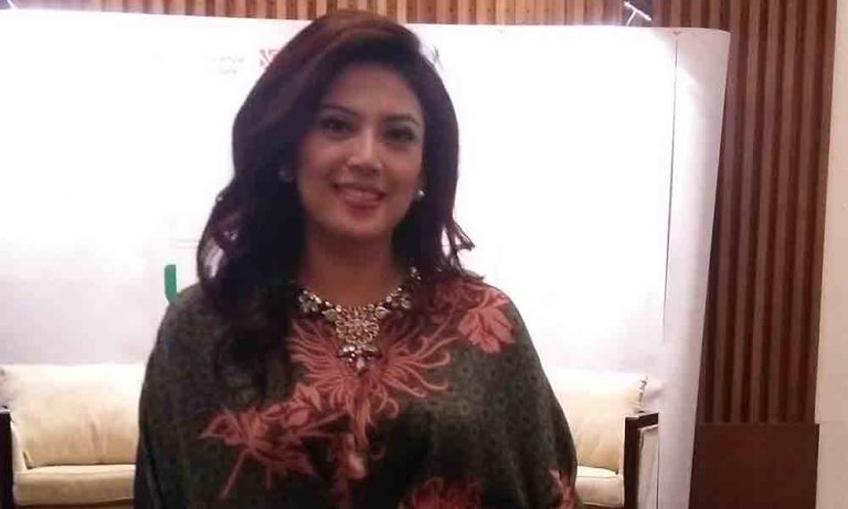 Drg. Rosa Rai Djalal, Dokter Gigi Sukses Sekaligus Produser Film dan ...